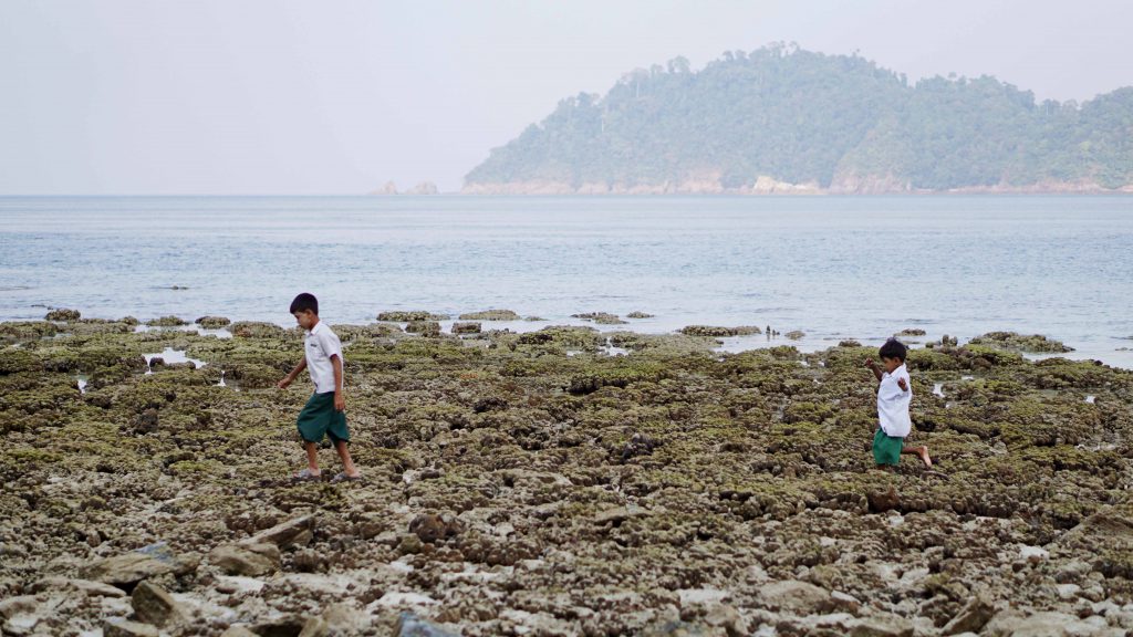 Taking A Closer Look at The Lives in The Mergui Archipelago | Lifestyle ...
